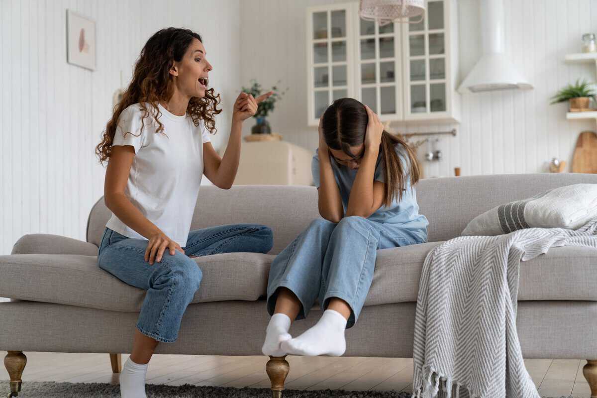 Here's What To Do If You've Yelled At Your Child