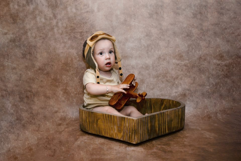 15 Vintage Baby Names from the ’30s and ’40s That Are Trending Again