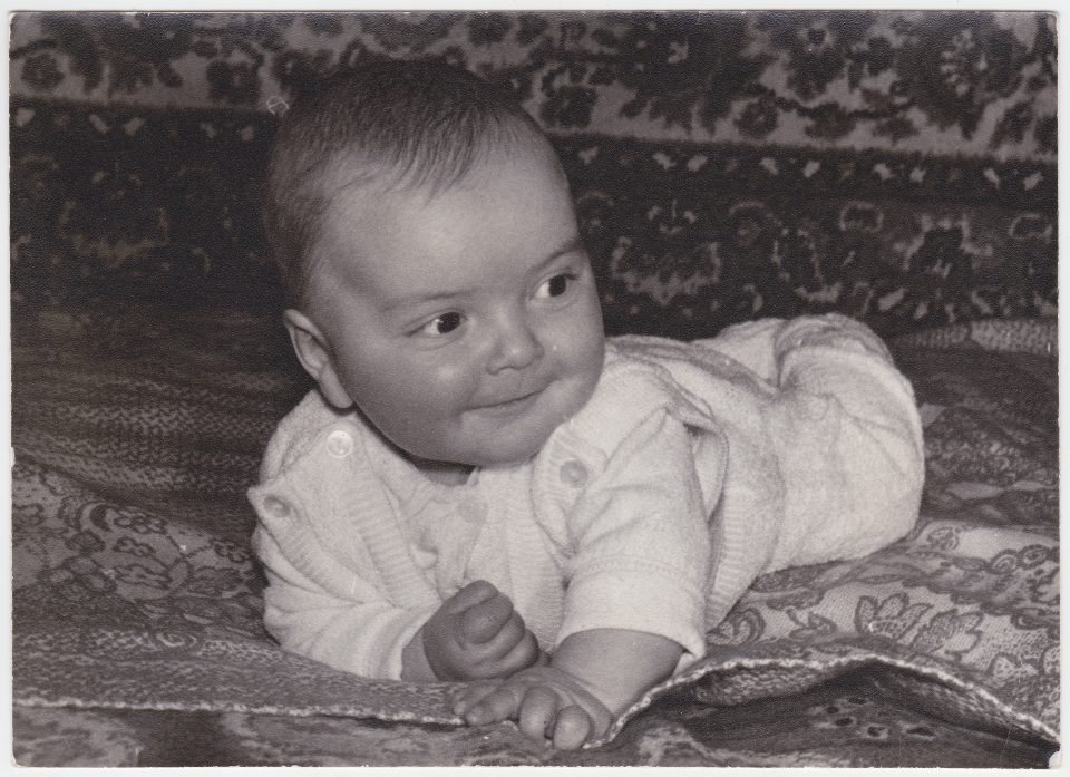 15 Vintage Baby Names from the ’30s and ’40s That Are Trending Again