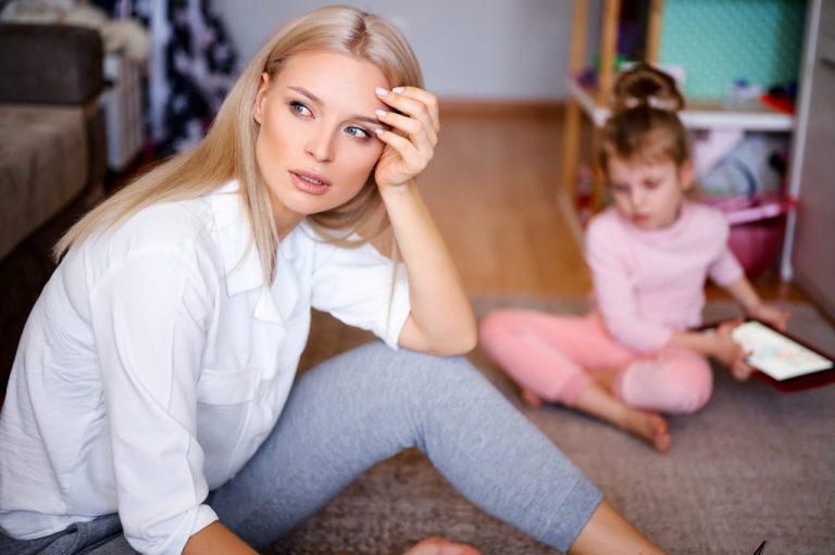 10 TellTale Signs That Your Parents Were Too Hard On You